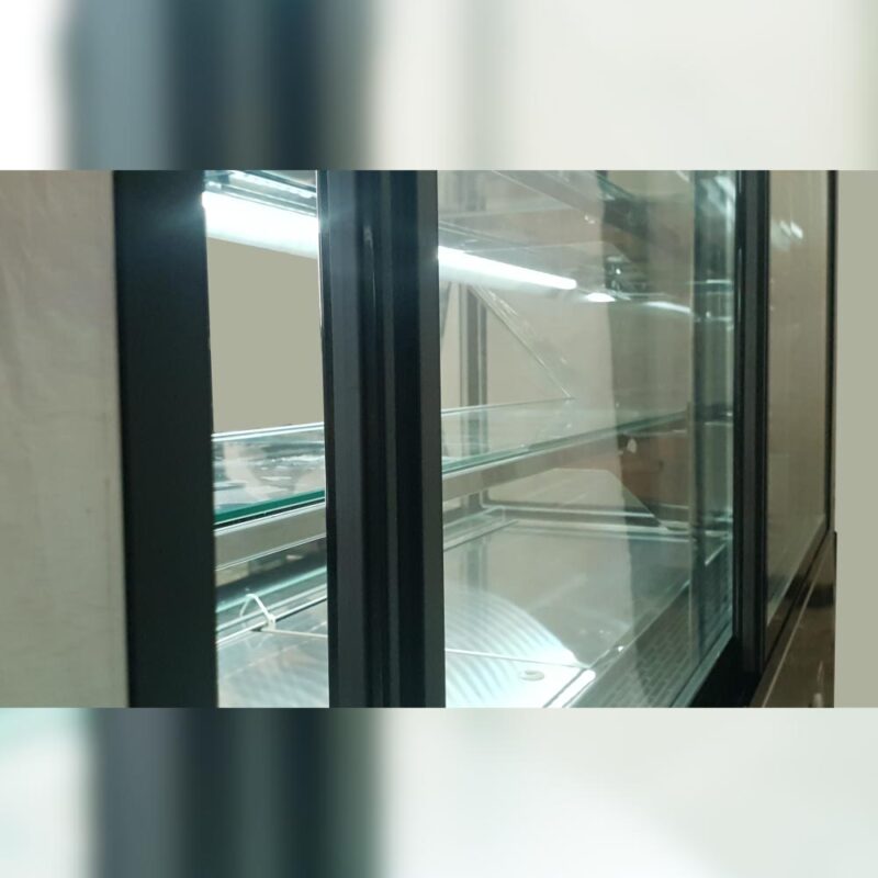 Vitrina 1,8 m Neutra Confitera | Kuma FC-700S